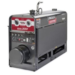 SAE-300® ENGINE DRIVEN WELDER (PERKINS®) (EXPORT ONLY ...